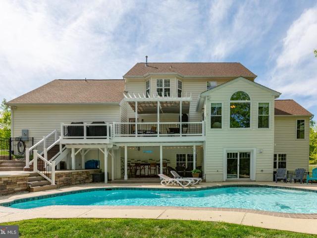 400 Gentle Breeze Circle