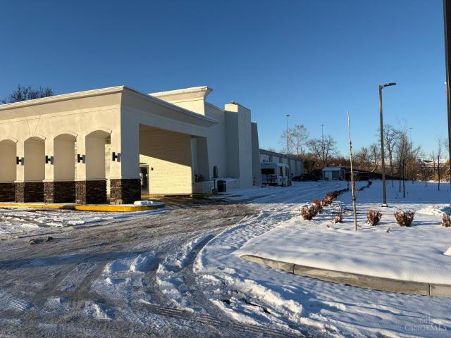 400 Glensprings Drive