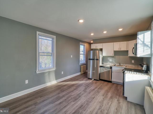 400 Douglas St NE, Unit 102, Washington, DC 20017 | MLS #DCDC2167