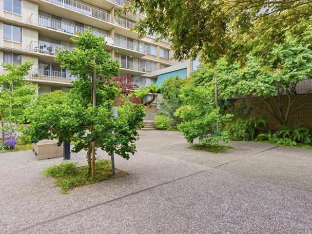 400 Davey Glen Road 4330