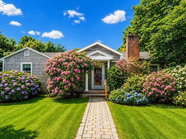 400 Davisville Road