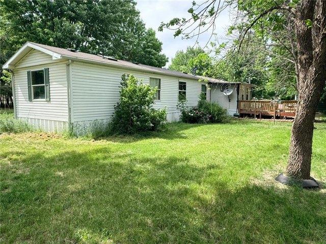 400 Dewey St, Walnut Grove, MN 56180