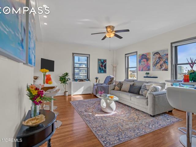400 Deal Lake Dr 4D, Asbury Park, NJ