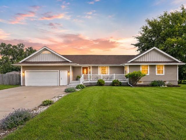 400 Decatur Ave N, Golden Valley, MN 55427