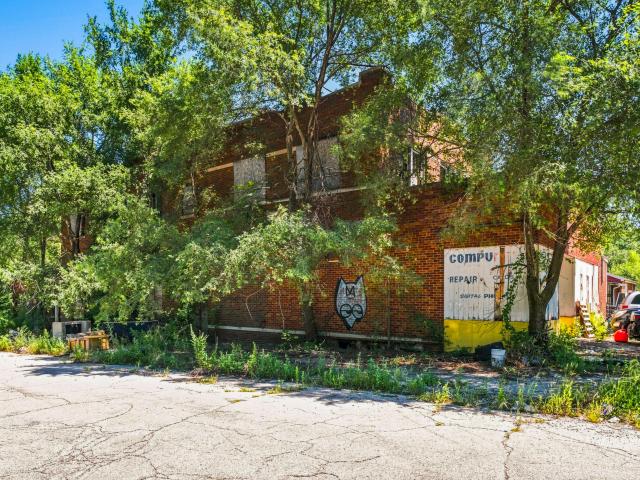400 E 41st Avenue