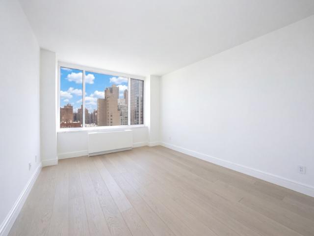 400 E 84th Street 12C