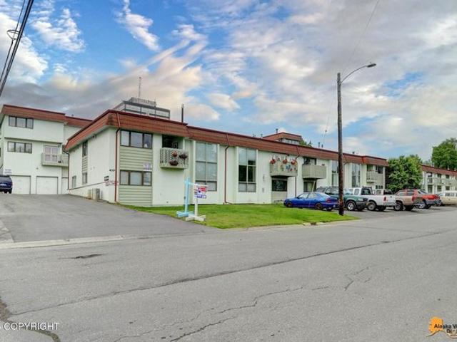 400 E 24th Ave Apt 4, Anchorage, AK 99503