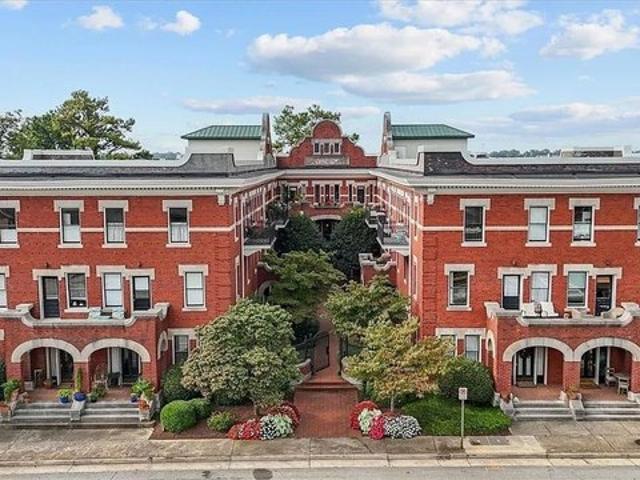 400 E Washington St Apt 13, Greenville, SC 29601
