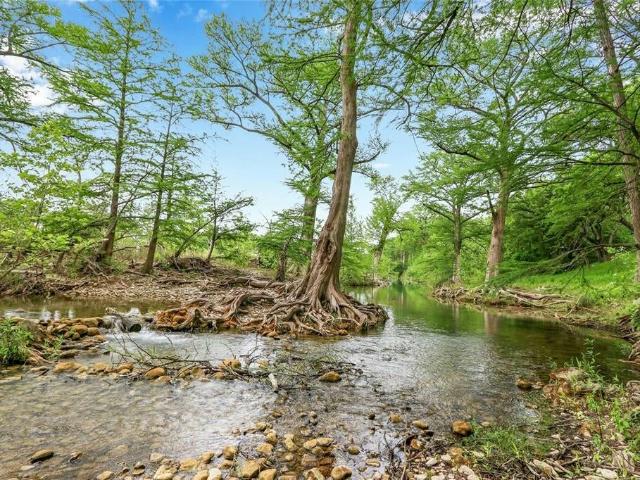 400 E Blanco Bend Dr, Wimberley, TX