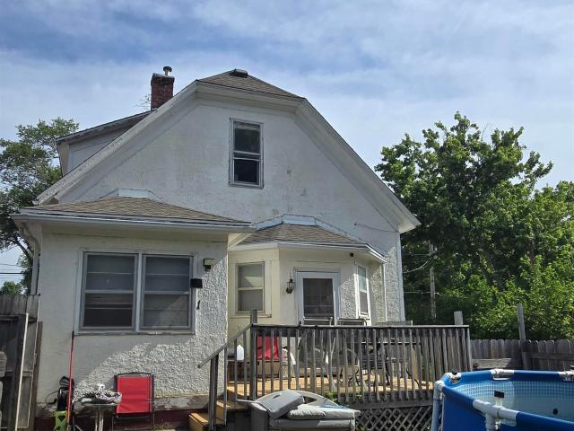 400 E Prairie Street