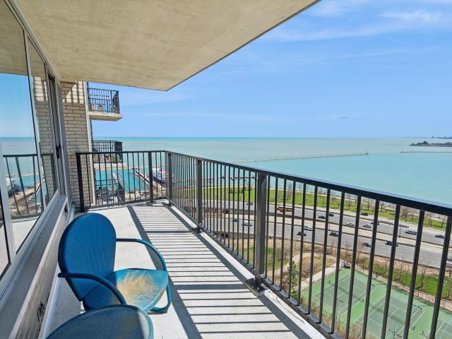 400 E Randolph St, Unit 2307, Chicago, IL 60601 | MLS #12610 | Compass