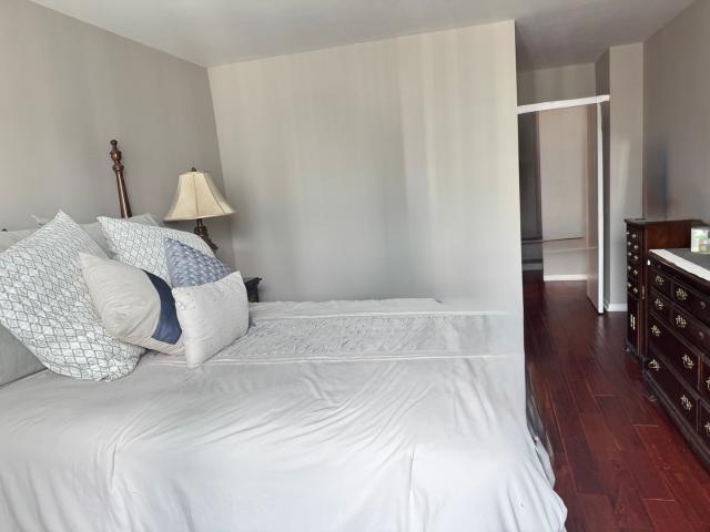 400 E Randolph Street # 3318