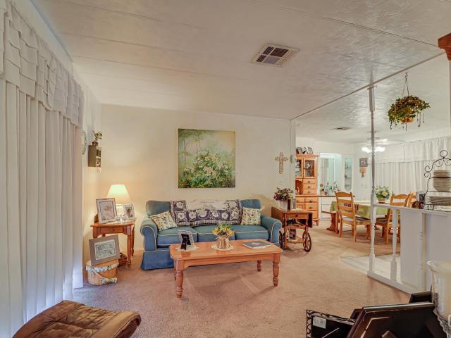 400 E Roberts Lane # 4