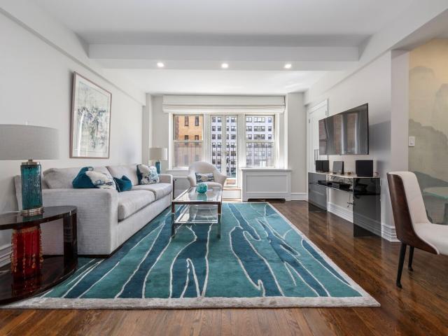 400 East 52nd Street, New York, NY