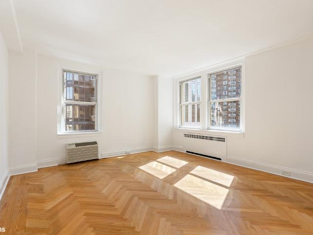 400 East 59th Street, Unit 14F