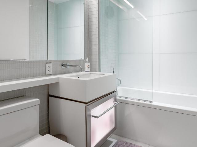 400 East 67th Street, Unit 10E