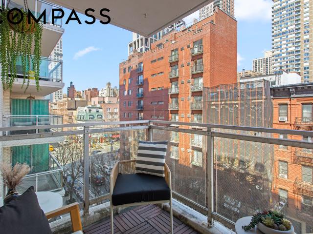 400 East 77th Street, New York, NY