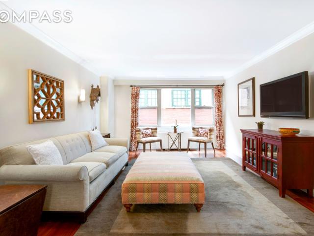 400 East 77th Street, New York, NY