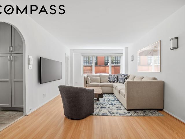 400 East 77th Street, New York, NY