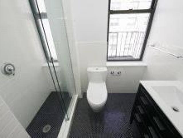 400 East 74th Street: 2 bd 1 ba