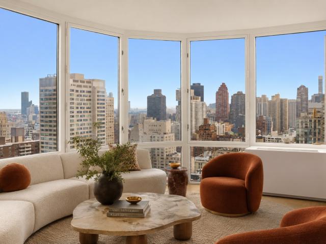 400 East 84th Street, New York, NY