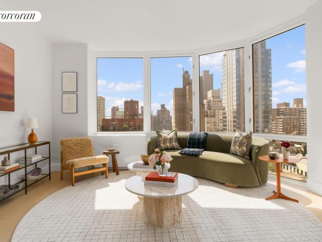 400 East 84th Street, New York, NY