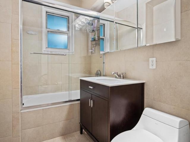 400 East 85th Street, Unit 1A