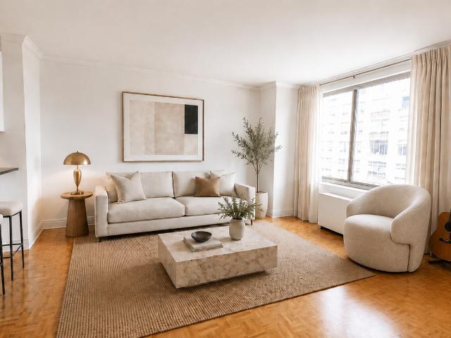 400 East 90th Street, New York, NY