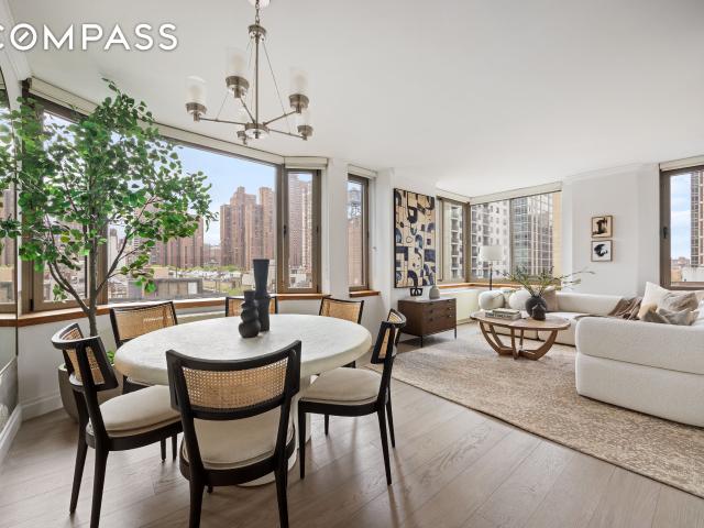 400 East 90th Street, New York, NY