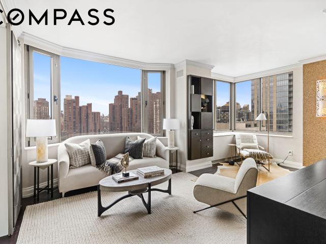 400 East 90th Street, New York, NY