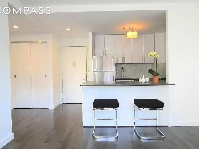 400 East 14th Street, New York, NY