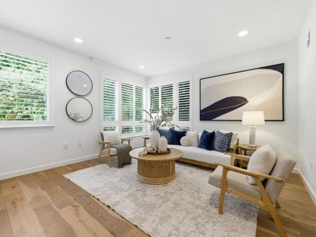 400 El Camino Real Unit 202, Belmont, CA 94002