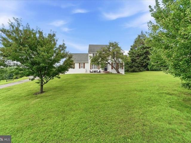 400 Elkdale Rd, Lincoln University, PA 19352