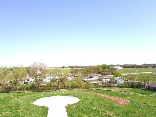 400 Evergreen Cir, Bennet, NE 68317