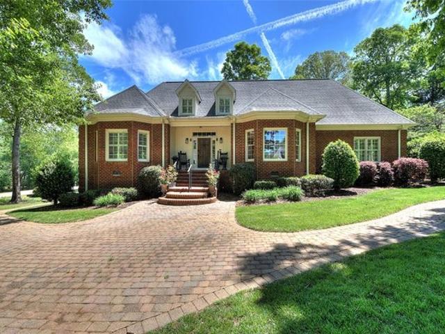 400 Four Lakes Dr, Easley, SC 29642