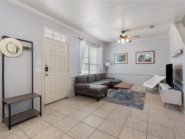 400 Forest Dr, College Station, TX 77840 | MLS #26000 | Compass