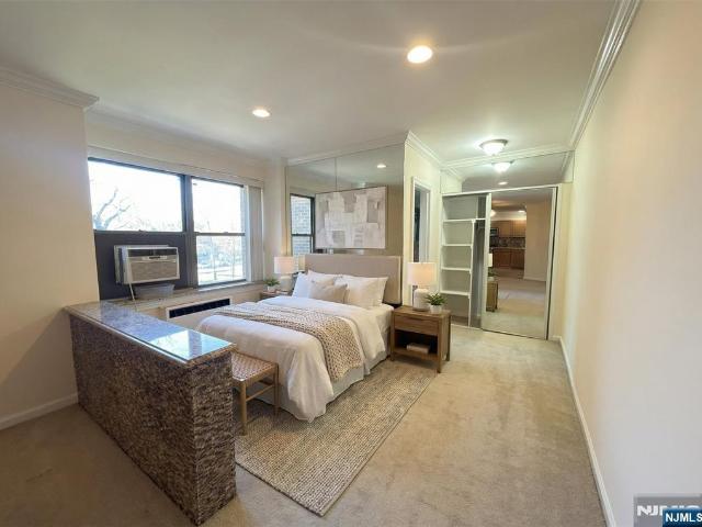 400 Fairview Ave, Unit 3D, Fort Lee, NJ 07024 | MLS #26011 | Compass
