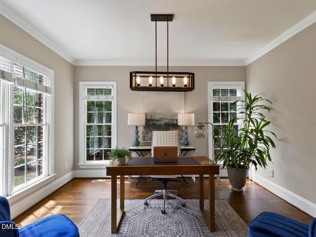 400 Flint Point Lane