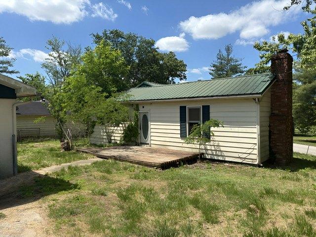 400 Flint Rd, Waco, KY 40385