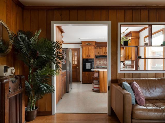 400 Freda Villa