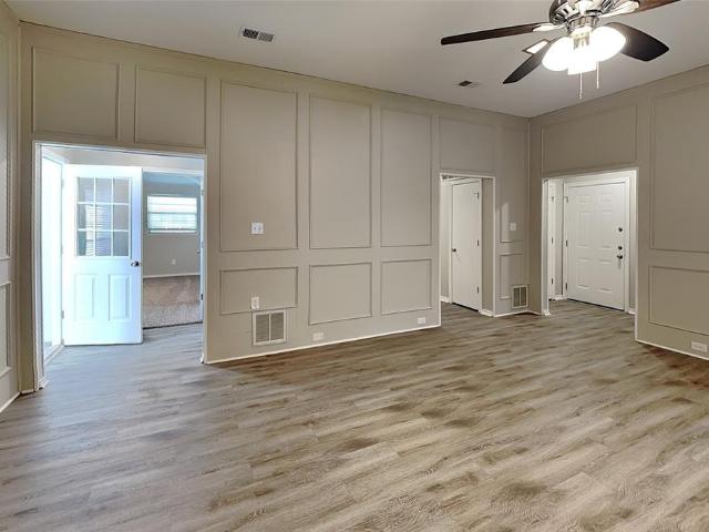 400 Kamber Lane