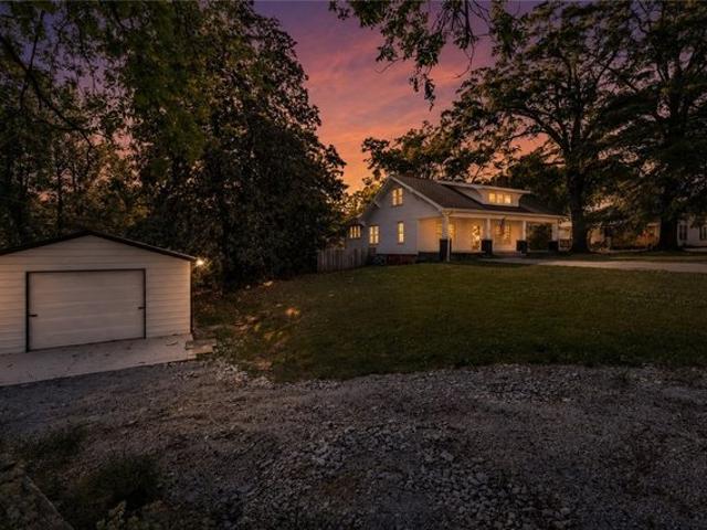 400 King St, Easley, SC 29640