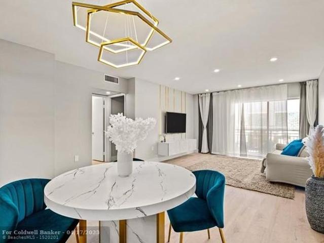 400 Kings Point Dr #818, Sunny Isles Beach, FL 33160