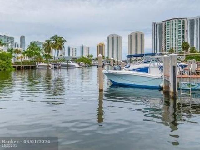 400 Kings Point Dr Unit #1027, Sunny Isles Beach, FL 33160