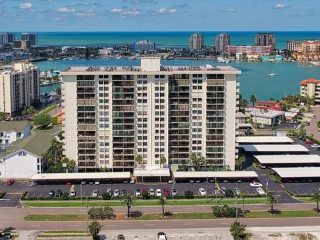 400 Island Way Apt 904, Clearwater Beach, FL 33767