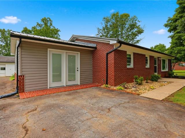 400 John Mcgrady Road