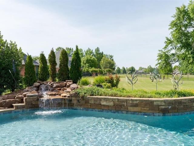 400 Oak Summit Rd, Edmond, OK 73025