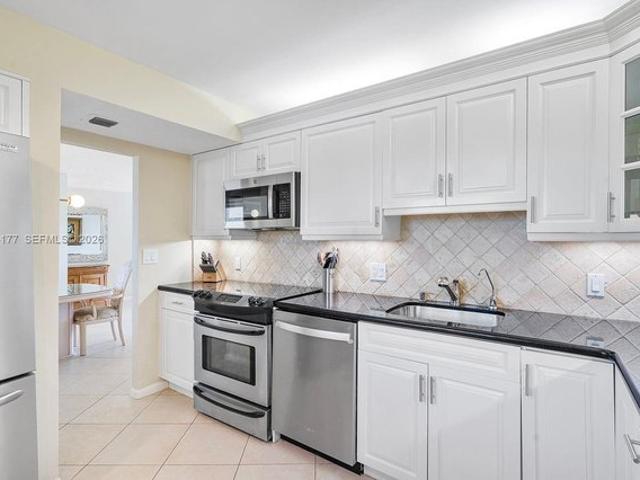 400 Ocean Trail Way Apt 302, Jupiter, FL 33477