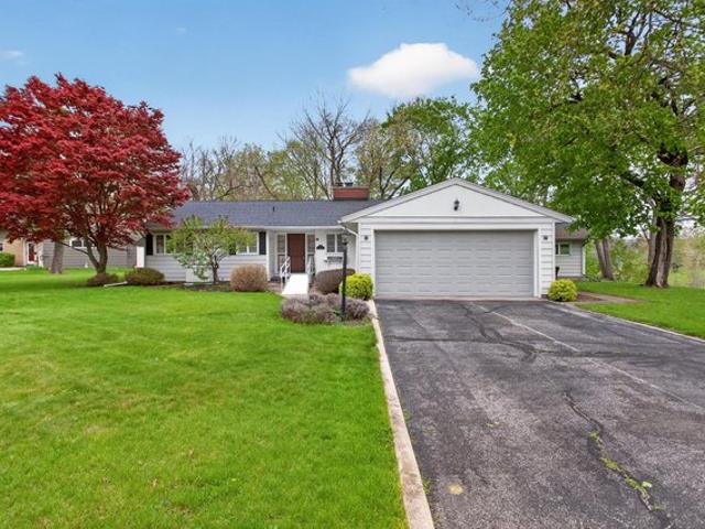 400 Outer Ct, Tecumseh, MI 49286