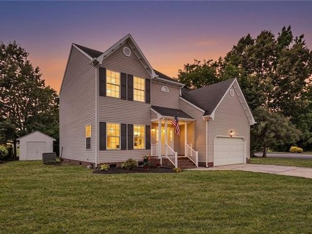 400 Las Gaviotas Blvd, Chesapeake, VA 23322